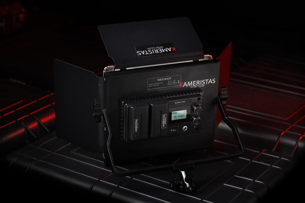 Neewer 45W 660 BI-color LED lempa (nuoma) – Kameristas